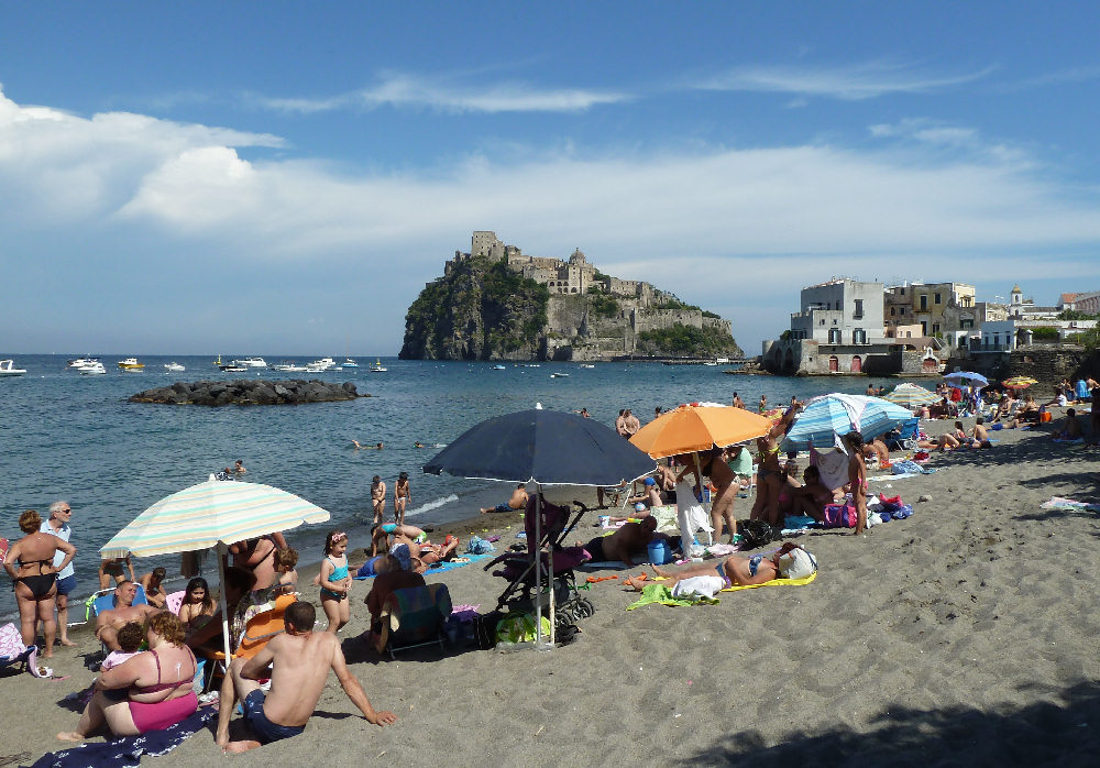 Foto di ISCHIA PONTE borgo dell'isola d'Ischia